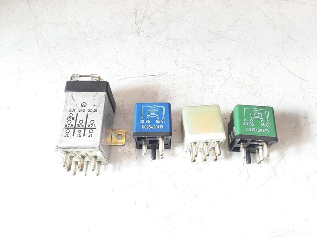 MERCEDES BENZ W124 E250 2.5D 83kW Diesel 1995 Relay Set 2015403245 ...