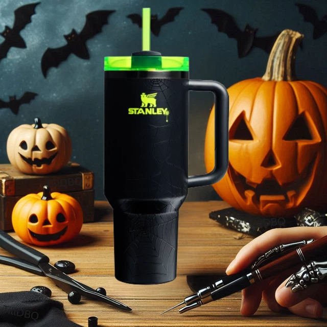 STANLEY WEB GLOW THE HALLOWEEN Quencher H2.0 FlowState Tumbler | 40 oz ...