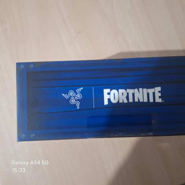 FORTNITE DEATHADDER V3 Pro Wireless Optical Gaming Mouse Fortnite ...