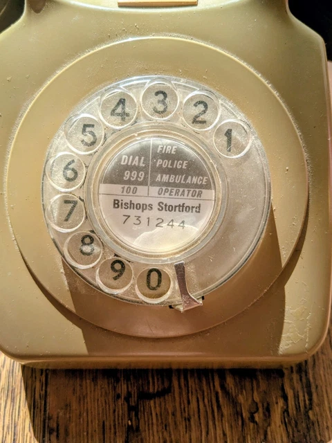 TWO VINTAGE, RETRO BT 746F (Ivory) Rotary Dial Tele Telephones (×2) £26 ...