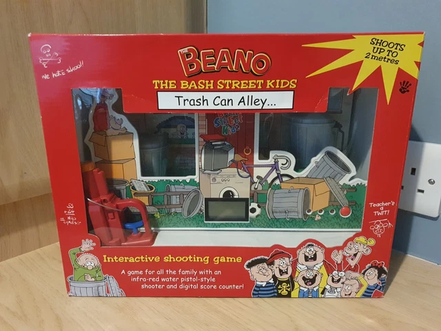 THE BEANO BASH Street Kids Trash Can Alley - Interactive Shooting Game ...