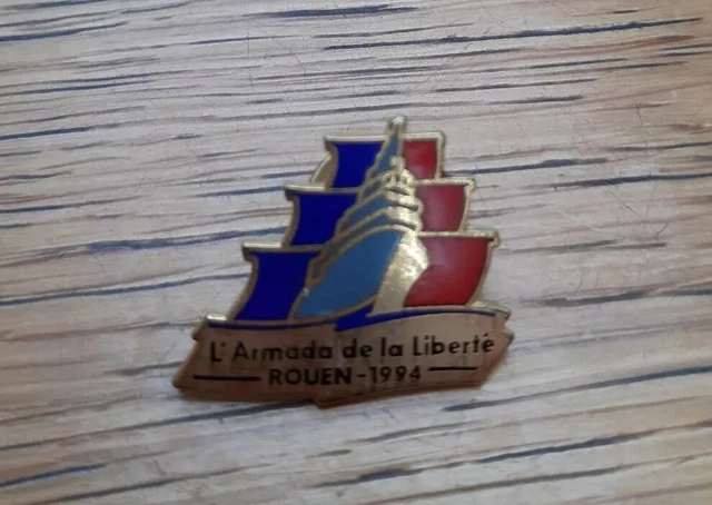 PINS PIN'S BATEAU l'armada de la liberté Rouen 1994 voile voilier EUR 5,00 - PicClick FR