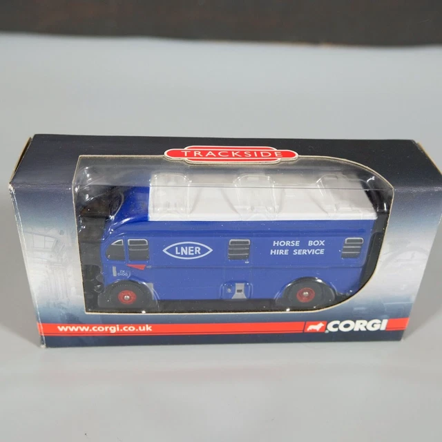 CORGI TRACKSIDE HARRINGTON Horsebox LNER Railway 1/76 £10.00 - PicClick UK