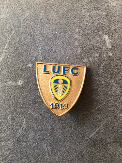 LEEDS UNITED FOOTBALL Club “1919” Pin Badge £2.49 - PicClick UK