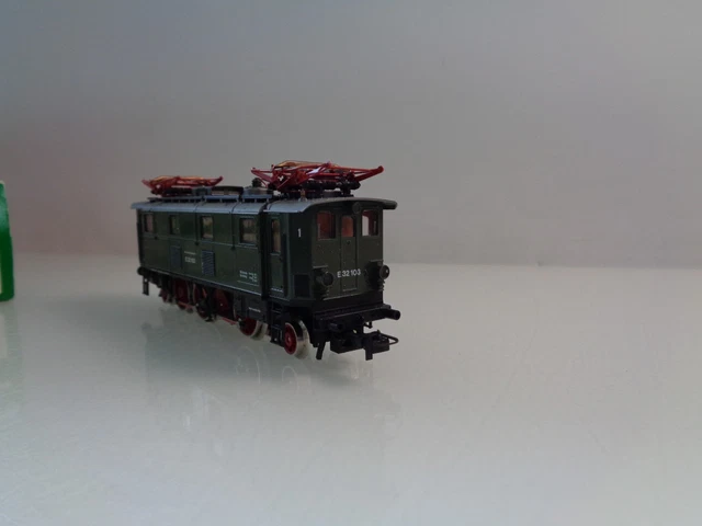 ROCO H0 14145 A AC E-Lok E 32 103 der DB in OVP für Märklin BH4858 EUR ...