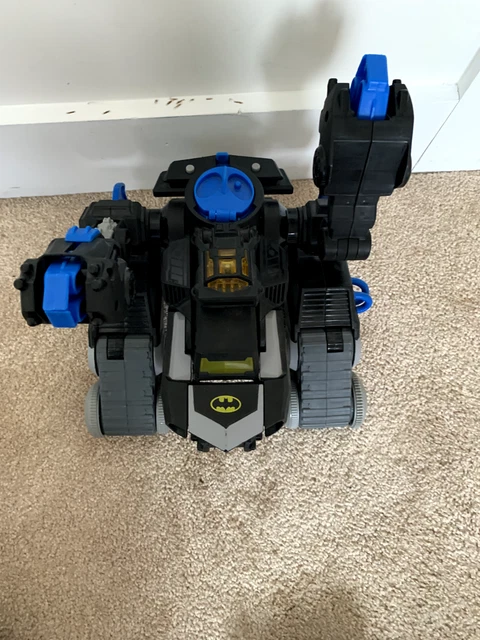 IMAGINEXT BATMAN BATBOT Remote Controlled Transforming Robot Tank with ...