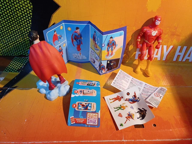 KINDER MAXI GRANSORPRESA Justice League Superman Flasch due Figure EUR ...