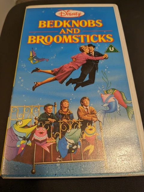 BEDKNOBS AND BROOMSTICKS (VHS) £1.99 - PicClick UK