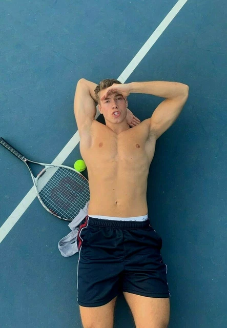 SHIRTLESS MALE MUSCULAR Athletic Beefcake Cocky Sports Jock Hunk PHOTO ...