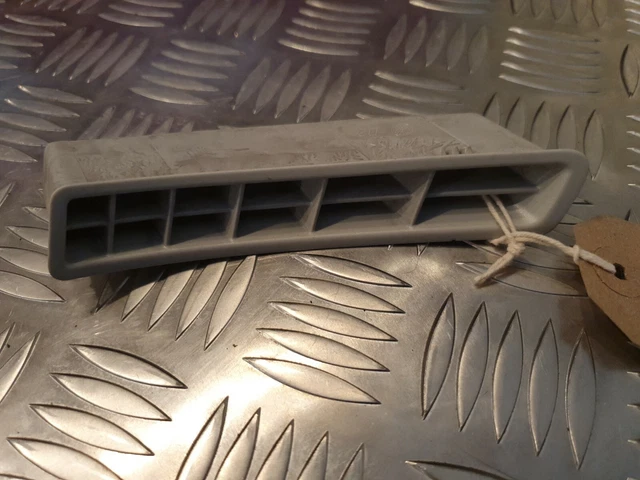 VW GOLF GTI MK5 RH A-pillar side window defogger vent piece, grey ...