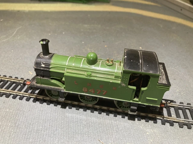 HORNBY RAILWAYS J83 0-6-0 Tank Engine- LNER livery - sold non-runner ...