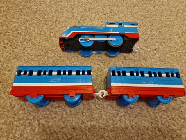THOMAS AND FRIENDS Trackmaster Streamline Thomas With Special Annie And ...