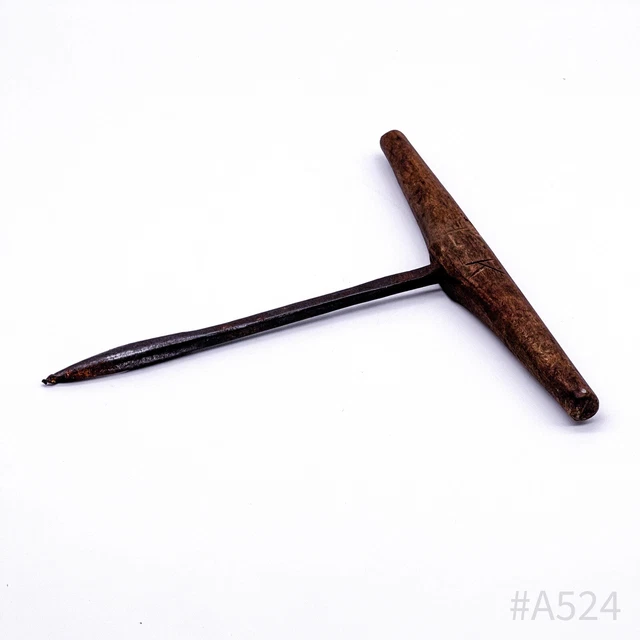 ANTIKER HANDBOHRER MIT Holzgriff, geschmiedet (30 x 28 cm) EUR 39,00 ...