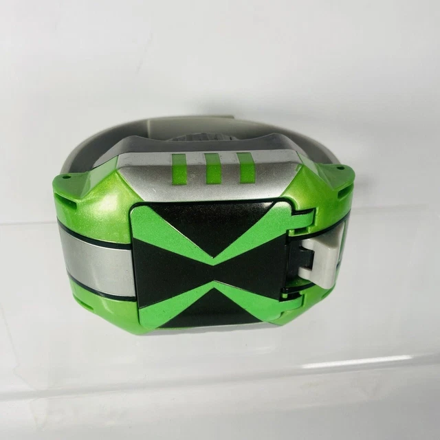 BEN 10 OMNIVERSE Omnitrix Challenge Alien Watch Only 2011 Bandai Rare ...