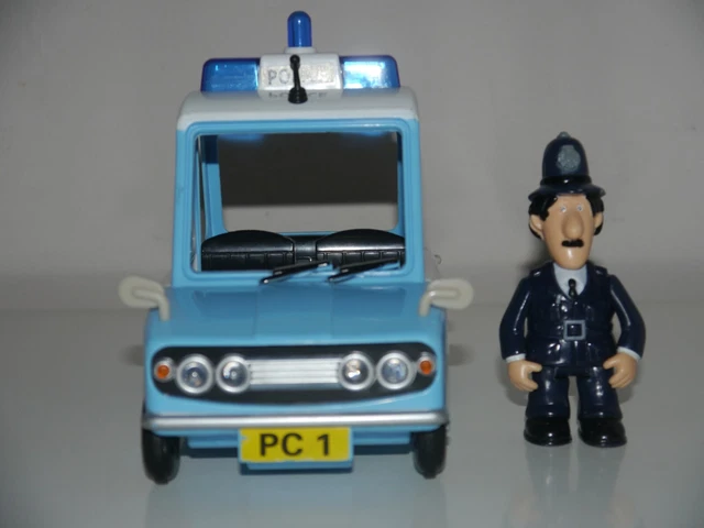 POSTMAN PAT TOYS Large Friction Police Car & PC Selby Figure VGC _HM14 ...