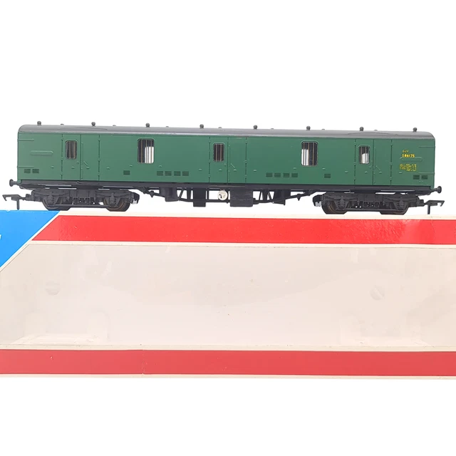 LIMA OO GAUGE BR Mk1 GUV Green Parcels Van Model Railway Coach Boxed £ ...