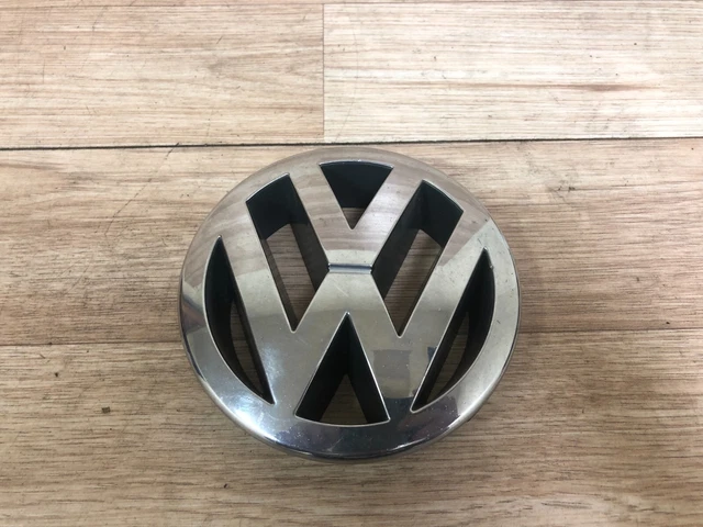 VOLKSWAGEN PASSAT OEM Front Grille Emblem Logo Decal Symbol 01-05 EUR ...