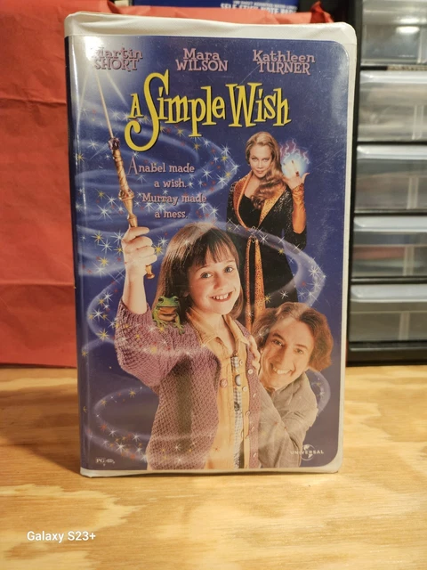 A SIMPLE WISH VHS Clamshell Mara Wilson Martin Short, Kathleen Turner ...