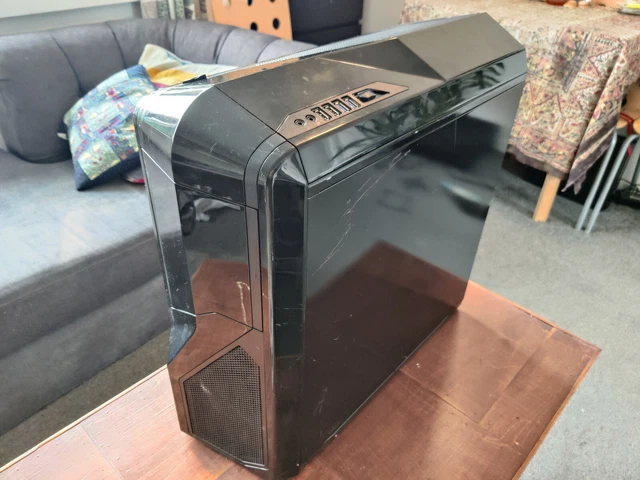 NZXT PHANTOM FULL Tower PC Case - Includes 5 fans - Used EUR 4,83 ...
