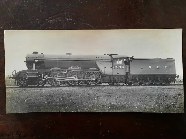 STEAM ENGINE RAILWAY photo of LNER locomotive 4-6-2 number 2596 Manna £ ...
