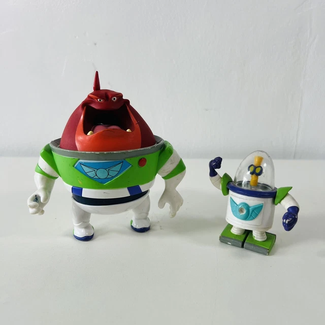 BUZZ LIGHTYEAR OF Star Command BOOSTER Rockin' Rockets + XR Figure ...