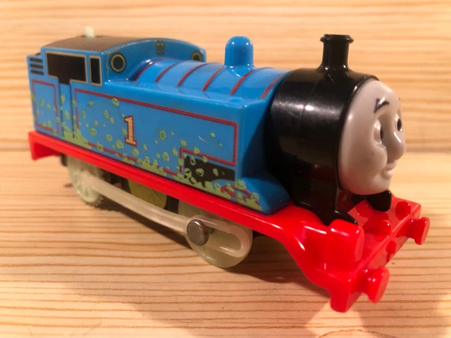 TRACKMASTER REVOLUTION THOMAS The Tank Engine Battery Operated ...