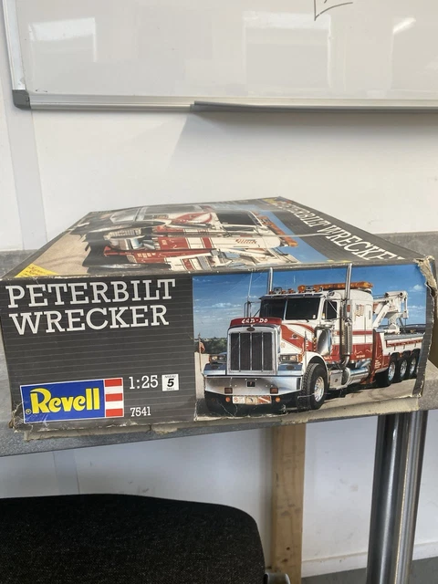 1:25TH PETERBILT WRECKER Scale Model Kit Rare £42.30 - PicClick UK