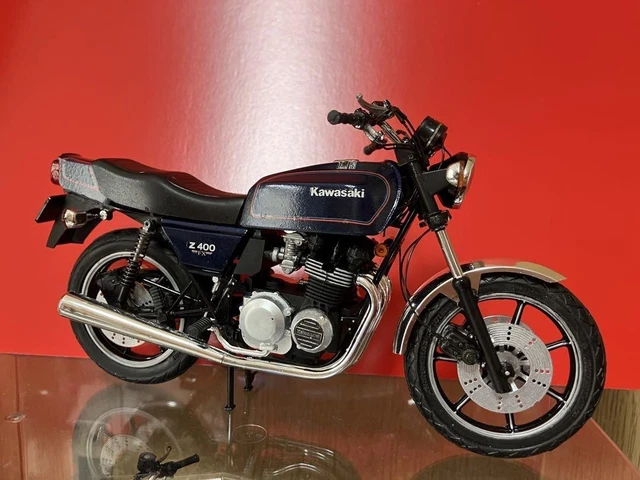 CONSTRUIT ET PEINT 1/12 Tamiya Kawasaki Z400FX E2 couleur ébène EUR 180,13 - PicClick FR