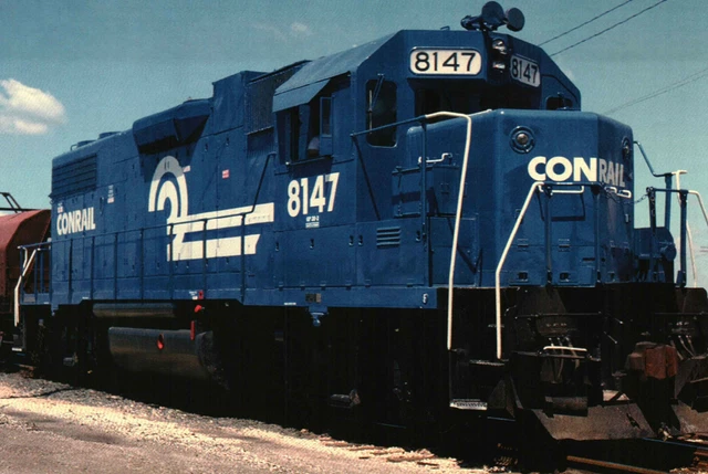 POSTCARD LOCOMOTIVE GP7 F7 GP38-2 #8147 EMD Dash-2 Conrail $5.50 - PicClick