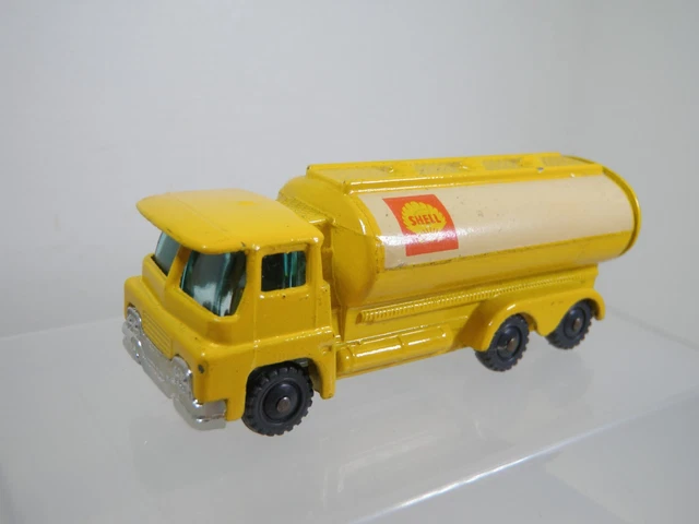 CORGI HUSKY GUY Warrior Shell Petrol Tanker. Lovely condition, smaller ...