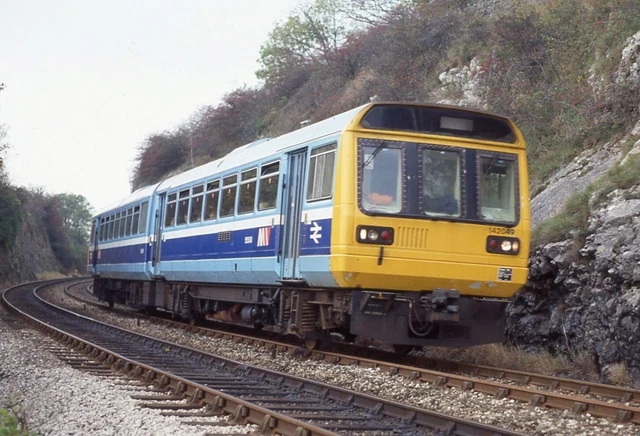 BRITISH RAIL 142049 Class 142 Pacer DMU Railway Photo £1.05 - PicClick UK