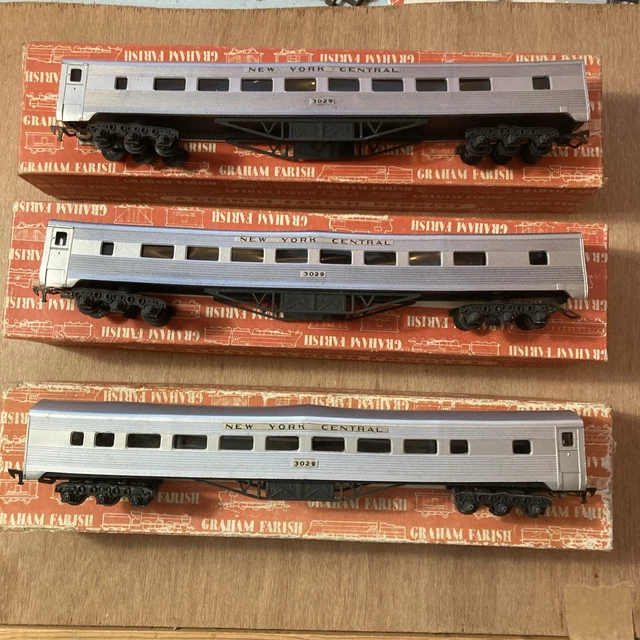 GRAHAM FARISH NEW York Central Coaches OO Gauge Boxed £30.86 - PicClick UK