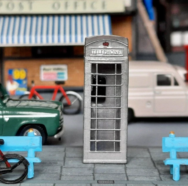 OO GAUGE SILVER Telephone Box Model Hand Painted Queen Elizabeth 70 ...