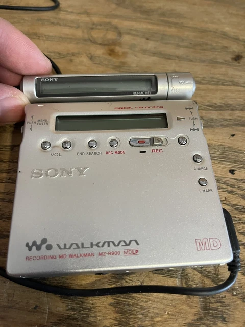 SONY MZ-R900 MINIDISC Walkman Recorder/Player, Silver + Remote No ...