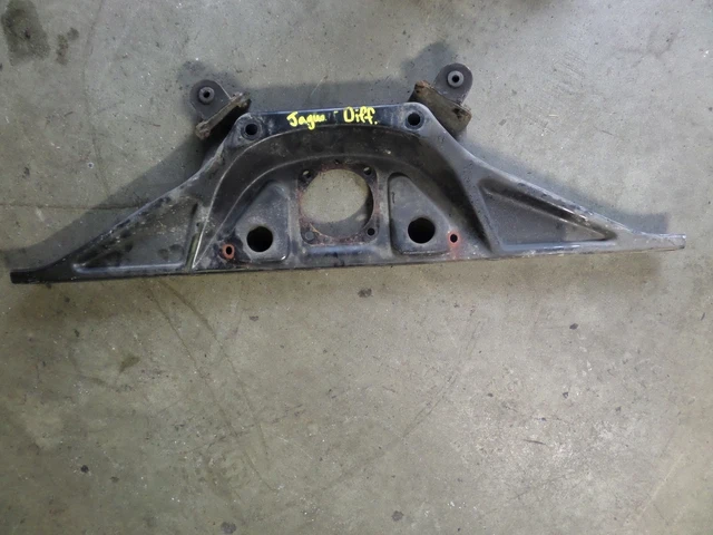 JAGUAR XK8 COUPE Rear Brace Subframe Differential Carrier Crossmember ...