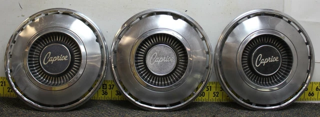 OEM SET OF 3 14" Hub Caps Wheel Covers 3941813 1968-69 Chevrolet ...