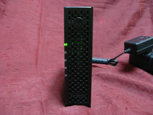 MOTOROLA SB6120 SURFBOARD DOCSIS 3.0 eXtreme Broadband Cable Modem ...