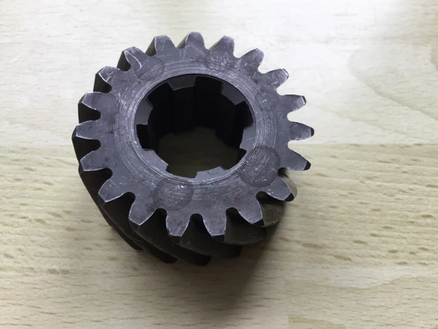 CLASSIC MINI - Gearbox Final Drive Diff Pinion Rover 19 Teeth A+ ...
