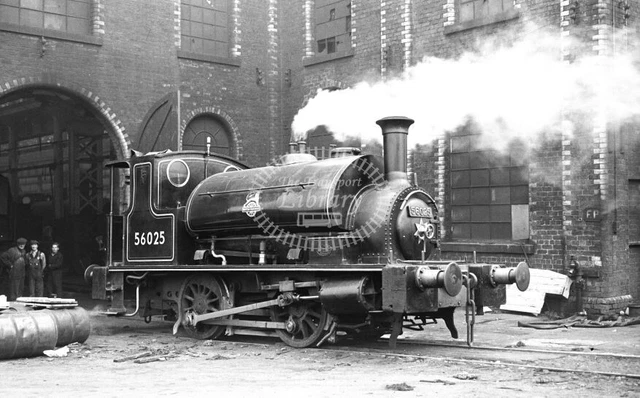 PHOTO BR BRITISH Railways Steam Locomotive Class 0F-D 56025 St Rollox ...