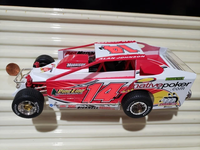 NUTMEG COLLECTIBLES 1/25 DIRT MODIFIED Race Car New in *C9 Mint Box ...