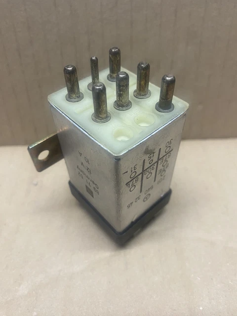 MERCEDES BENZ over voltage protection relay Ovp 2015403245 W201 W124 ...