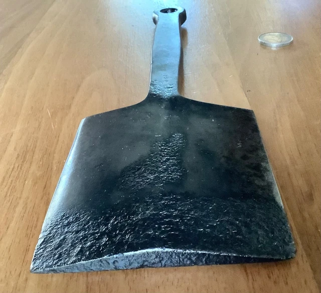 OUTILS ANCIENS,BAT CÔTELETTE de boucher magnifique patine.... EUR 25,00 ...