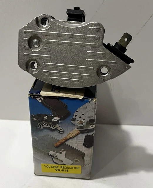 UNIPOINT YR-818 SPANNUNGSREGLER Voltage regulator régulateur de tension ...