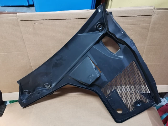 GRILLE BAIE DE Pare-Brise Ecran Sous Capot Mercedes W205 Ref ...