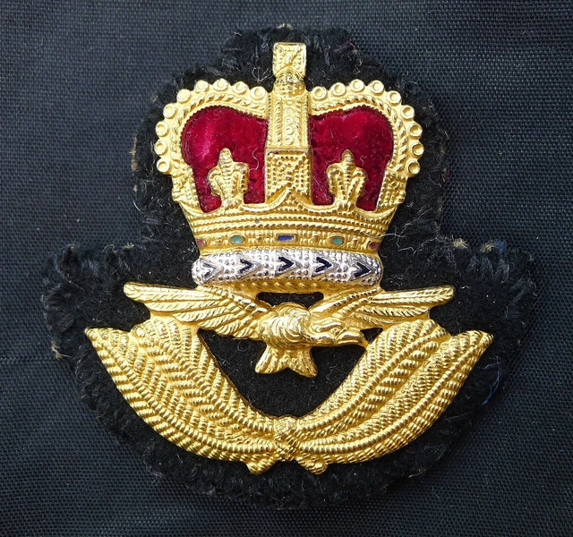 VIETNAM ERA RAAF Royal Australian Air Force Hat Badge / Patch. Odd Size ...