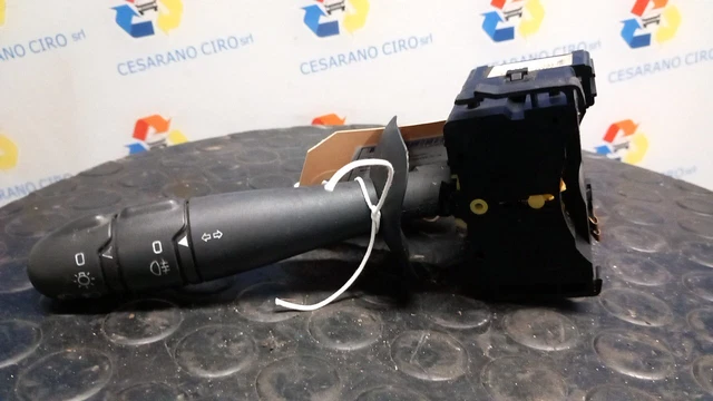 BLOC COMMANDE VOLANT Lumières 7701072091 RENAULT Trafic ( 09/06>04/10