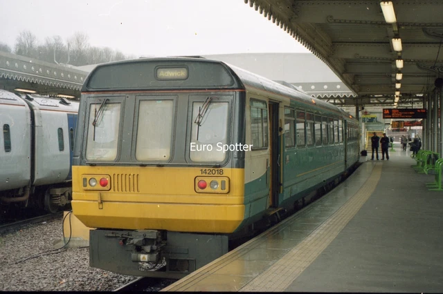 B218N 35MM NEGATIVE Arriva Class 142 142018 @ Sheffield £2.54 - PicClick UK