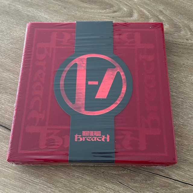 BREACH BOX SET [Nova Bishop] Twenty One Pilots - Brand New / Sealed EUR ...