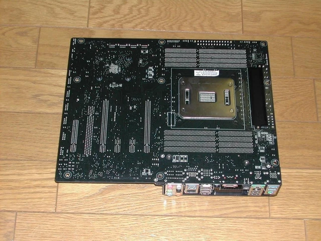 ASUS SABERTOOTH X79 Motherboard LGA2011 with Xeon E5 2687 V2 12-Core ...