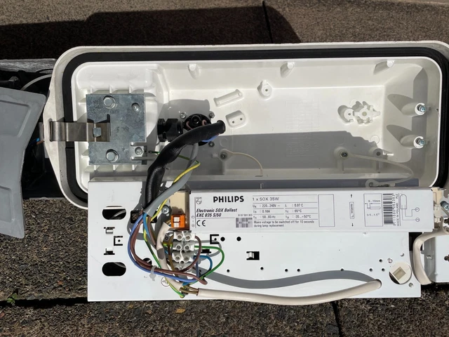 PHILIPS POST TOP 35W Sox Sodium Street Light Lantern Electronic Gear ...